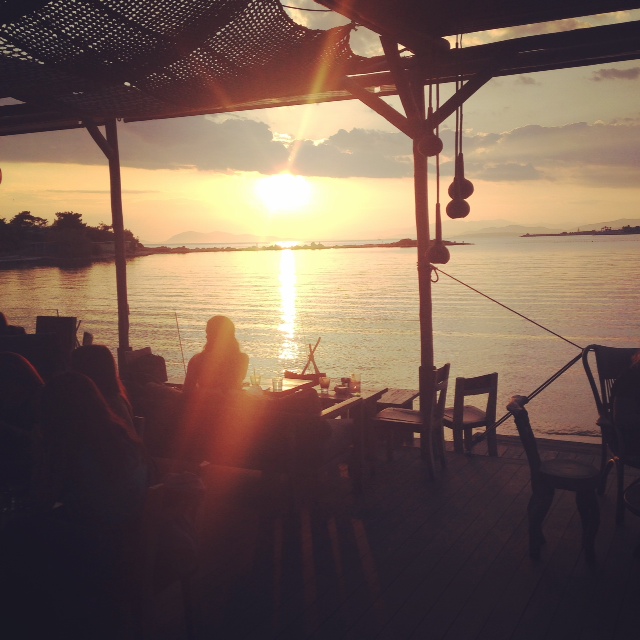 BALUX SEA SIDE – Cocktail bar on the beach a Glyfada – ateniesipercaso